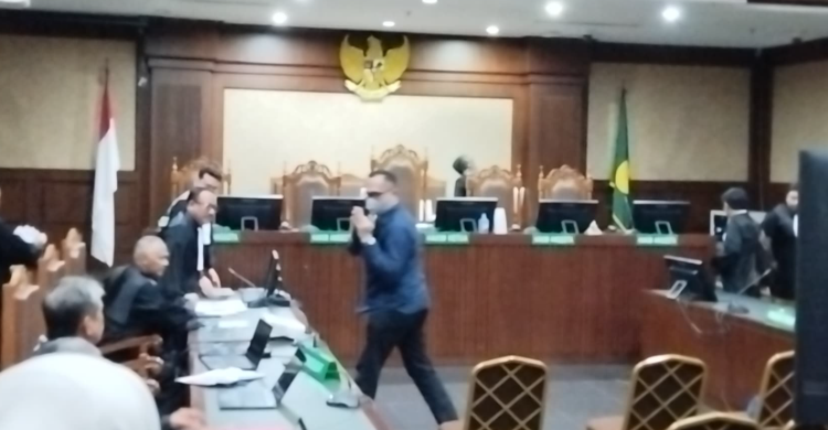 Majelis Hakim Tolak Eksepsi Terdakwa Heru Hanindyo