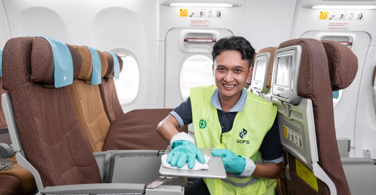Kesolidan Kru, Cara Aircraft Cleaning GDPS Tingkatkan Kepercayaan Dan ...
