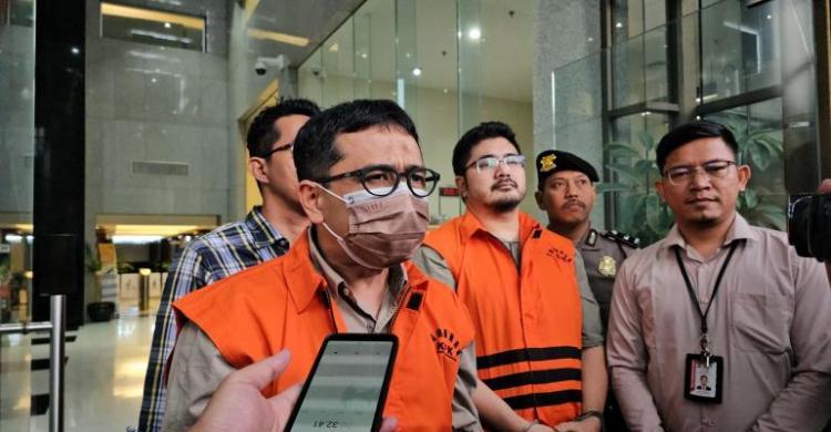 KPK Tahan Eks Pejabat Kemenkes Terkait Dugaan Korupsi APD Covid-19