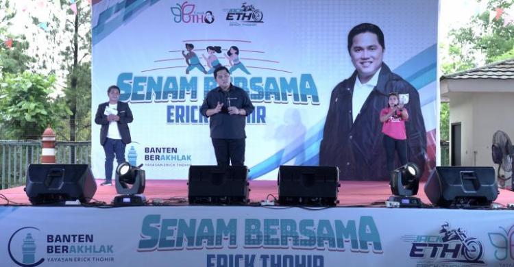 Kukuhkan Pengurus Jack Etho Dan Emak Etho, Erick Thohir: Saya Wakafkan ...
