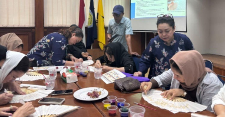 FSRD Universitas Trisakti dan IOM Indonesia Sukses Gelar PkM Internasional