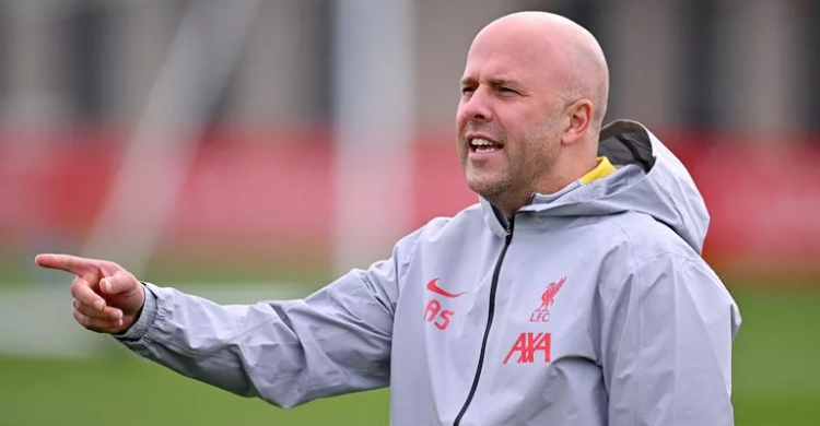 Liverpool Vs Chelsea, Arne: The Blues Lawan Berat
