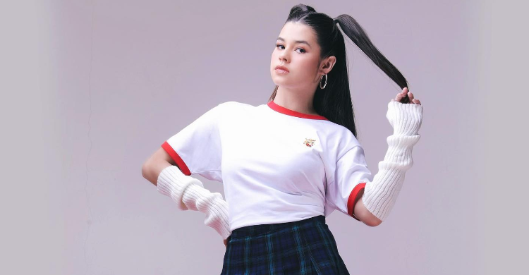 Maria Theodore, Liburan Bareng Nichol