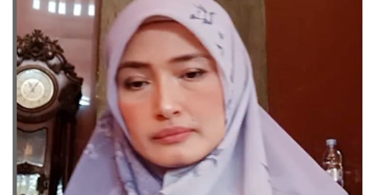 Mega Aulia, Nangis Minta Sinetron Jangan Ditayangkan