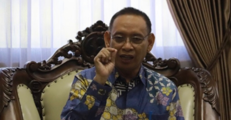 Mendikbud Hapus Syarat Skripsi Untuk Lulus S1 Dan D4, Rektor Unair ...
