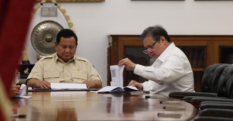 Menko Airlangga: Devisa Hasil Ekspor SDA Wajib Parkir 100 persen Minimal Setahun