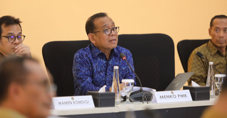 Menko PMK Tegaskan Pentingnya Kesiapan Indonesia Hadapi Disrupsi AI