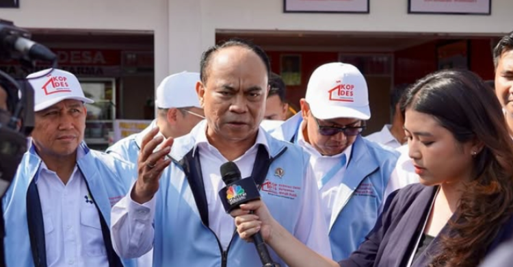 Menkop Minta Masyarakat Awasi Kopdes Merah Putih