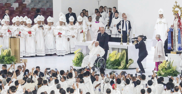 Misa Akbar, GBK Bergetar, Paus: Jangan Lelah Bangun Perdamaian