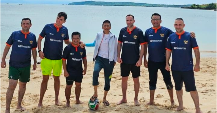 Momen Pink Beach Timur Kapadze: EGI Sport Kenalkan Keajaiban Bahari ...