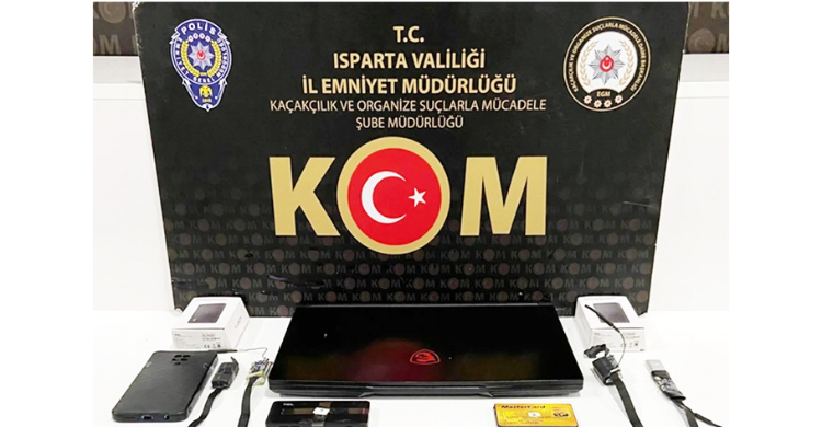 Nyontek Pakai AI Saat Ujian Masuk Universitas