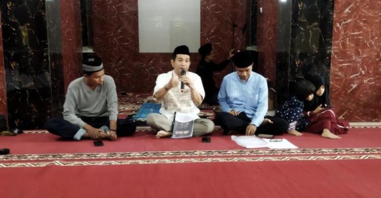 Pemikiran Denny JA Soal Kitab Suci Di Abad 21 Dibedah Di Pesantren