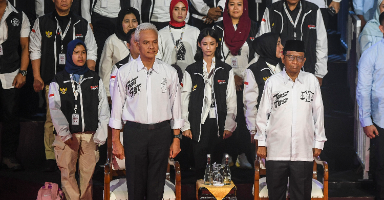 Paslon Nomor 3 Mampu Naikkan Kelas Demokrasi