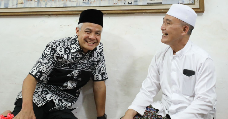 Pengasuh Ponpes Kauman Puji Ganjar, Dua Periode Jateng Aman Dan Tanpa Gejolak