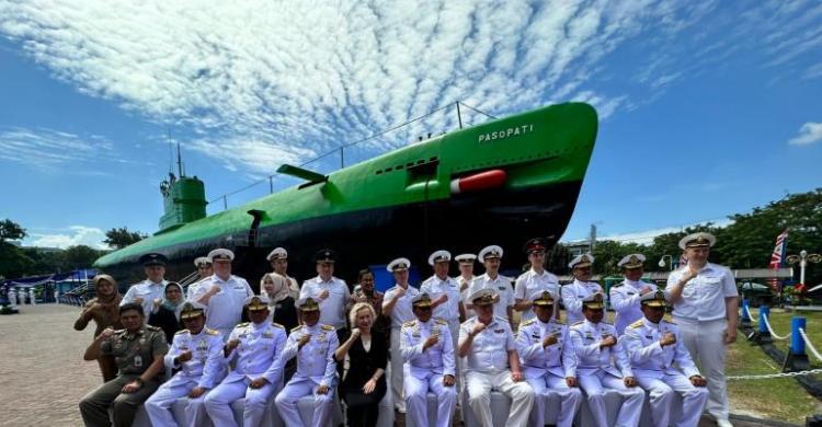 Dubes Vorobieva Resmikan Plakat Di Monkasel Pasopati