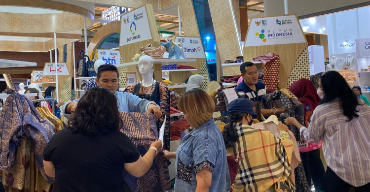 Perumnas Dukung UMKM Binaan Tembus Pasar Global di INACRAFT 2025