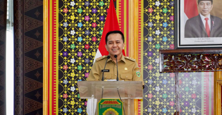 Pj Gubernur Sumsel Raih Penghargaan Top BUMD Award 2024