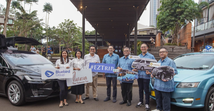 Plataran Indonesia Gandeng Bluebird Luncurkan Paket Perjalanan EZTrip