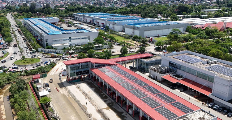 PLTS Atap Terbesar Pertamina Resmi Beroperasi di Kilang Balikpapan