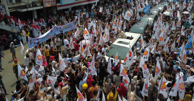 Prabowo Sapu Bersih Sumatera dalam 2 Bulan, Temui Masyarakat di 10 Provinsi