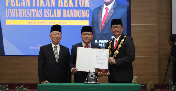 Prof. Harits Nu’man Resmi Jabat Rektor Unisba Periode 2025-2029