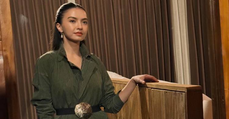 Raline Shah, Kekasih Tak Suka Diekspose