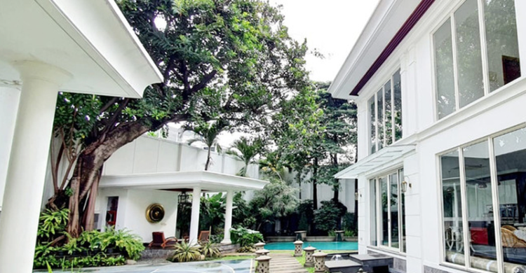 Ramai-ramai Jual Rumah Di Menteng Dan Pondok Indah Konglomerat Ikutan ...