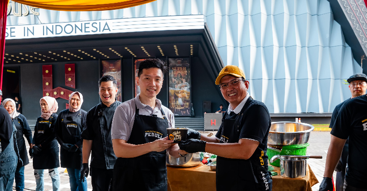 Rayakan Hari Ibu, Holywings Bagikan 5000 Porsi Gratis Untuk Para Ibu