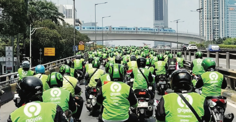 Gojek Ukir Konvoi Ojol Terbanyak Di Indonesia