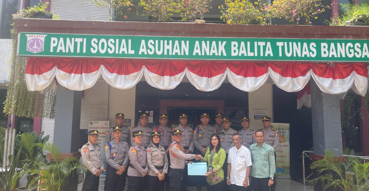 Resimen Siswa SIP 53 Gelombang Dua PMJ Berikan Bantuan Bagi Panti Balita
