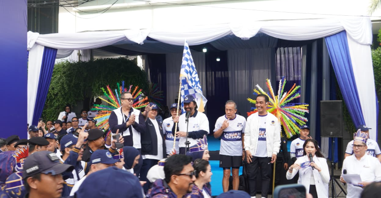 Ribuan Kader Meriahkan Funwalk Biru HUT ke-14 Partai NasDem