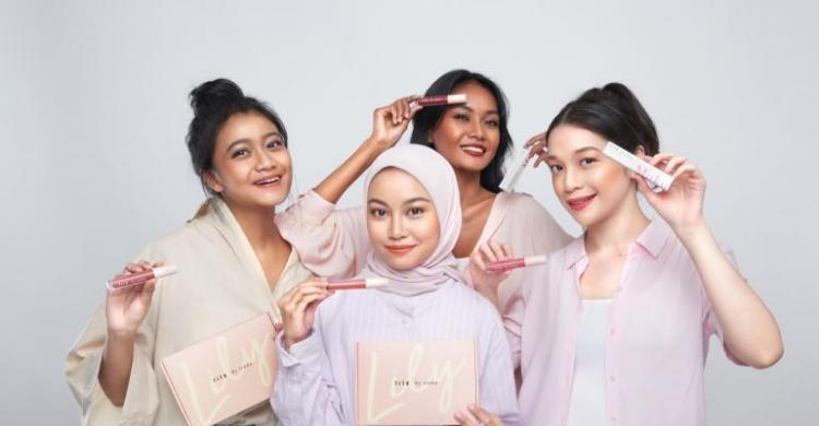 Rintik Sendu Lebarkan Sayap Ke Dunia Kecantikan