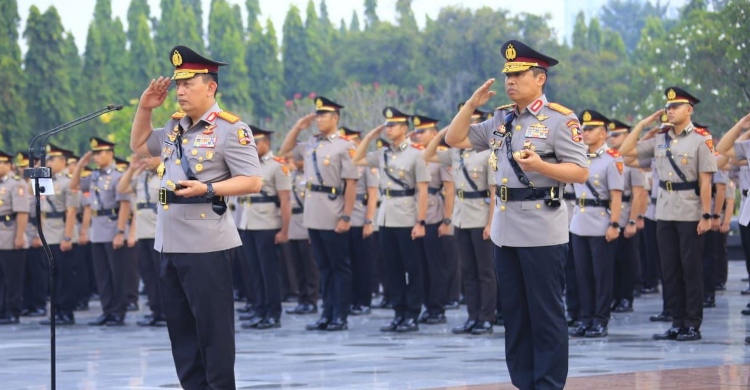 Sambut Hari Bhayangkara Ke-79, Kapolri Pimpin Ziarah Ke TMP Kalibata