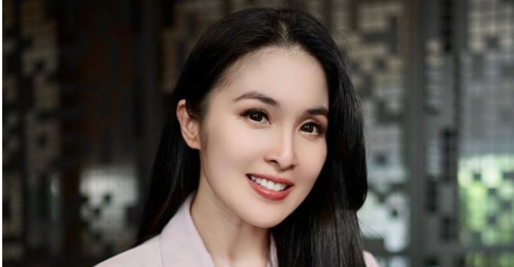 Sandra Dewi Gaya Liburan & Hidup Mewah Disorot Netizen