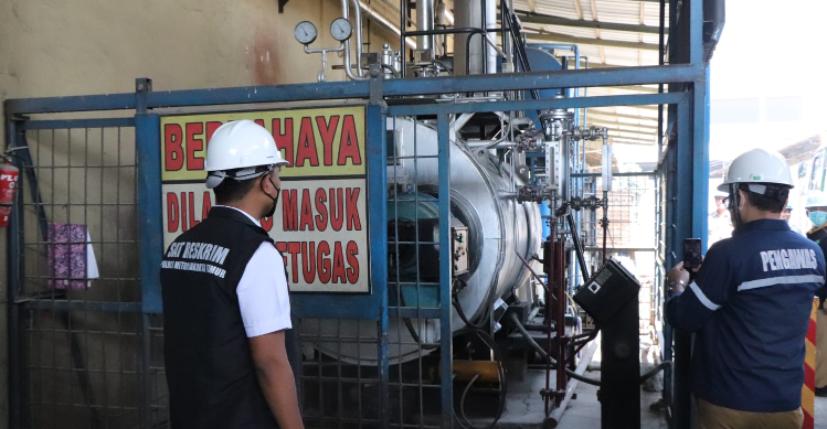 Satgas Polusi Udara Jakarta Sidak Perusahaan Pakan Ternak di Jaktim