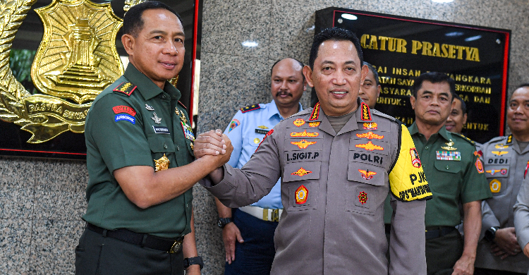 Jenderal Sigit-Jenderal Agus Siap Mengawal Pemilu 2024 - Hal.2