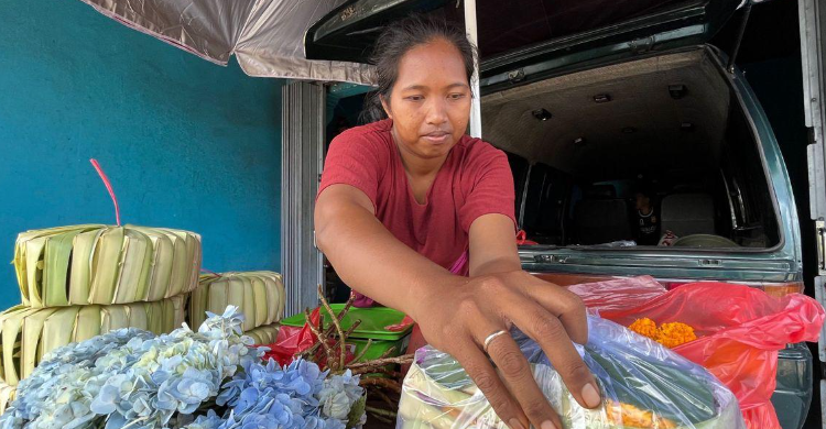 Siapa Sangka, Pengusaha Canang Ini Dulunya Penerima PKH