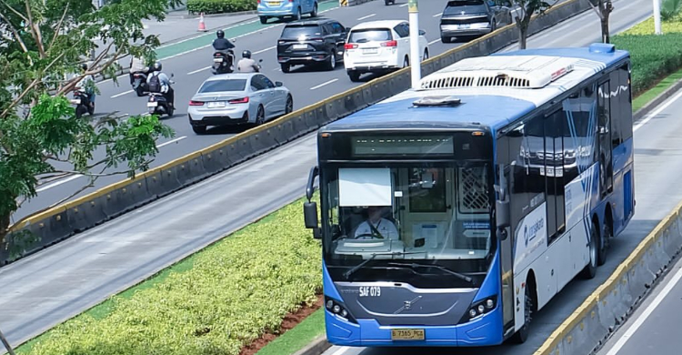 Situasi Malam Ini Tak Kondusif, 4 Rute TransJakarta Hentikan Layanan