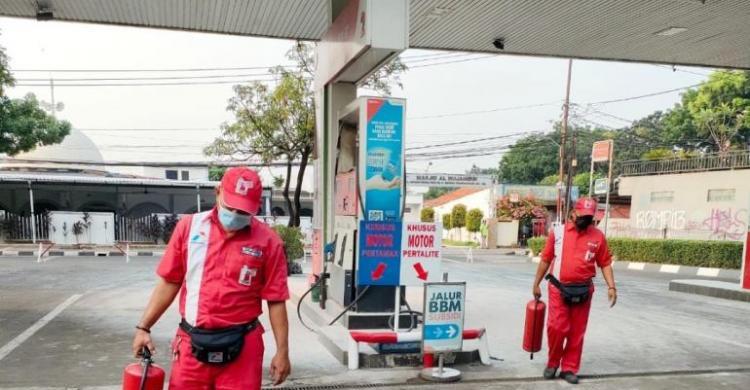 SPBU Di Pesanggrahan Terbakar, Pertamina: Petugas Sigap, Api Padam ...