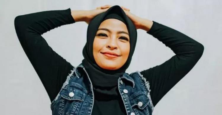 Tantri Kotak Sering Jatuh Dari Panggung