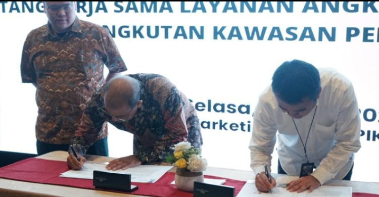 Damri Hadirkan Bus JRC Layani Warga Pemukiman PIK 2