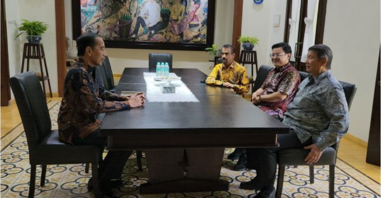 Temui Jokowi, Hashim Bawa Pesan Prabowo