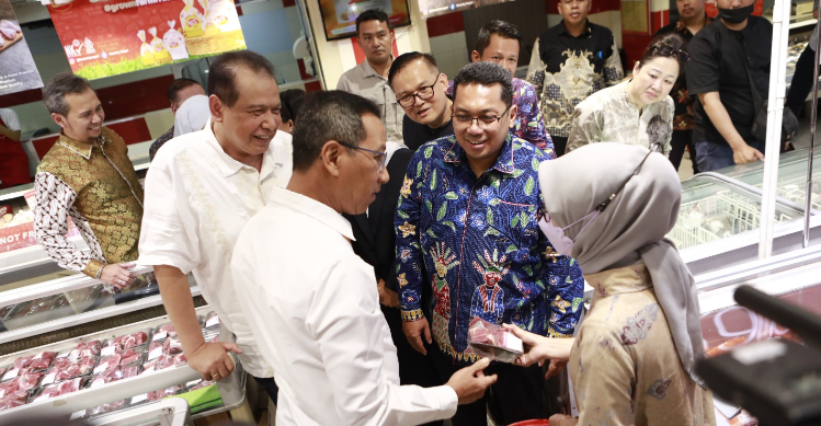 Tingkatkan Bisnis Komersial, Perumda Dharma Jaya Tambah Tiga Gerai Daging