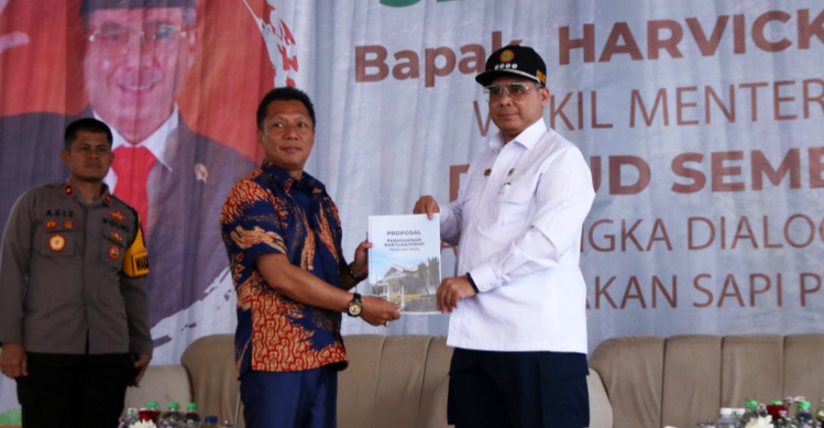 Wamentan Harap Peternak Pasuruan Libatkan KUD