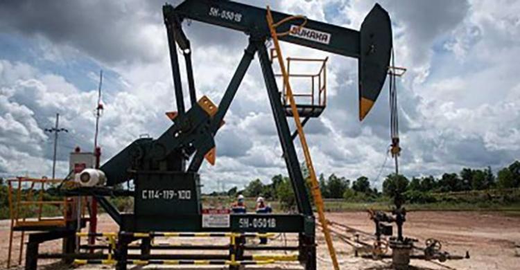 Bahlil Perbaiki Sumur Minyak Rakyat: Produksi Naik, Lingkungan Aman