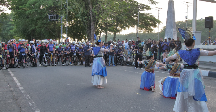 Tour de Loksado 2025, Sepeda, Alam, dan Budaya Menyatu di Sport Tourism ...