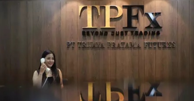 TPFx Sabet Dua Penghargaan Dari JFx Dan Bappebti