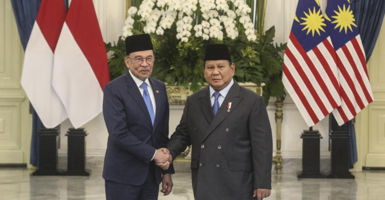 Turunkan Harga BBM, Anwar Ibrahim: Hanya Brunei Yang Lebih Rendah Dari Kita