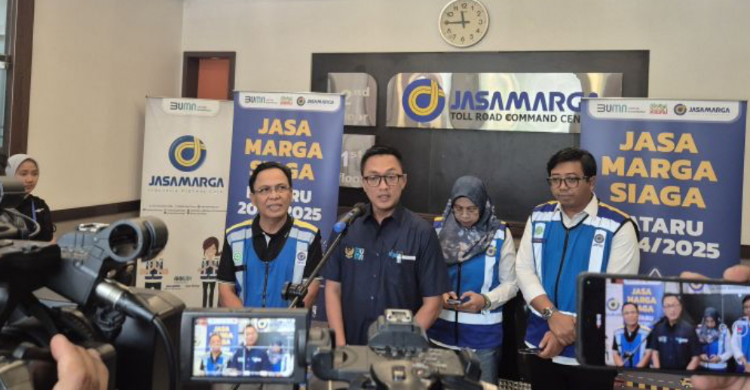 Wamen BUMN Tinjau Pusat Operasi Tol, Pastikan Kelancaran Nataru 2025
