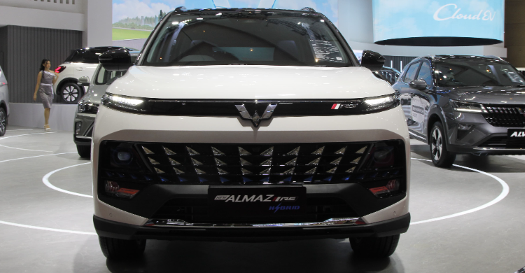 Wuling Almaz Hybrid, SUV 7-Seater Termurah dengan Fitur Mewah